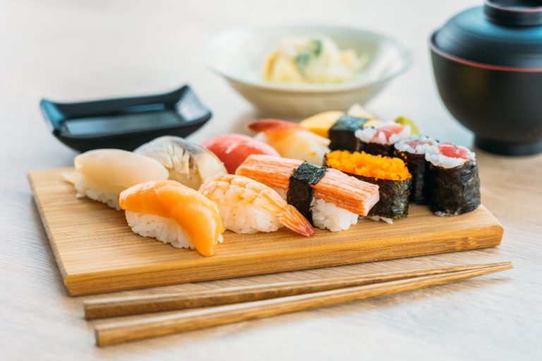 Sushi Tuna Telur: Harmoni Rasa Manis Dan Gurih Yang Memikat Lidah ...